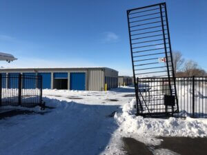 Vertical Pivot Gate System - Commercial Motor, Lift System, and Gate 10 ...