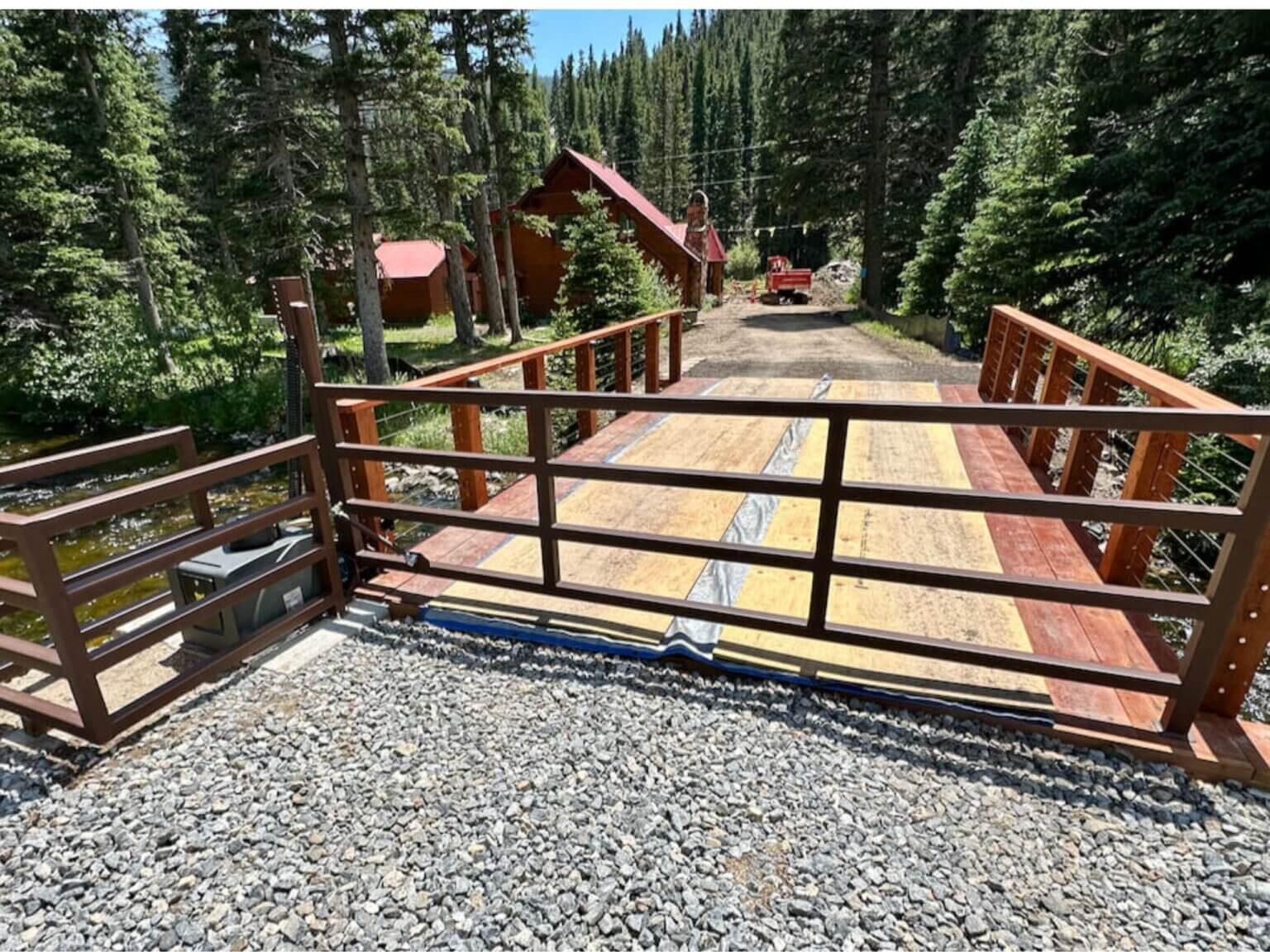 Vertical Pivot Gates | Electric Gates | Lazy Gate